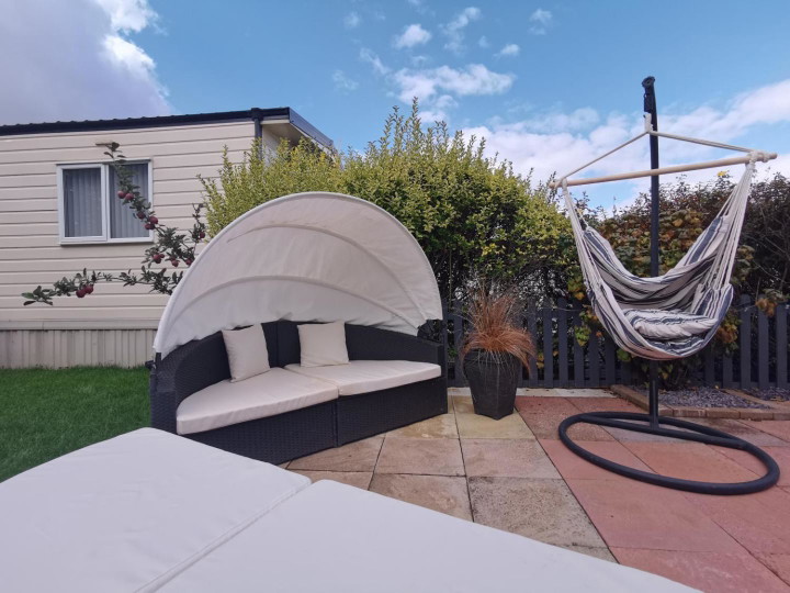 Lakes And Woodlands Overstone Holiday Park - Northampton