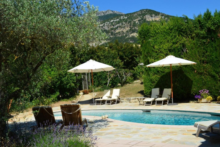 Hameau D'hôtes La Roseraie-drôme - Nyons