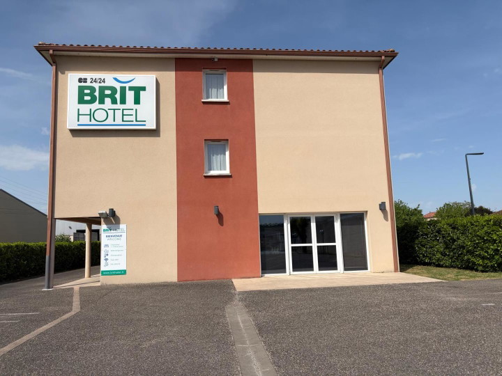 Brit Hotel Confort Villeneuve Sur Lot - Monflanquin