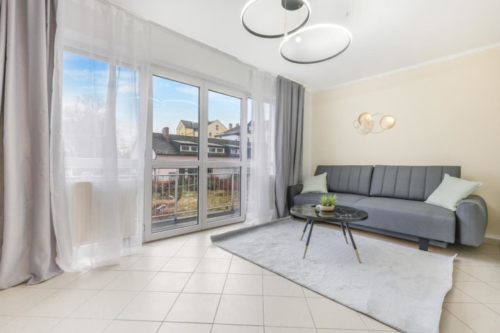 Cruwzo I Modern Centrally Located Apartment With Parking - Ingolstadt