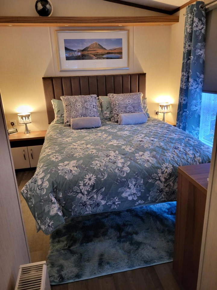 Elegant 2 Bedroom En-suite Caravan With Bathtub Near Edinburgh Seton Sands Holiday Village - Edinburgh