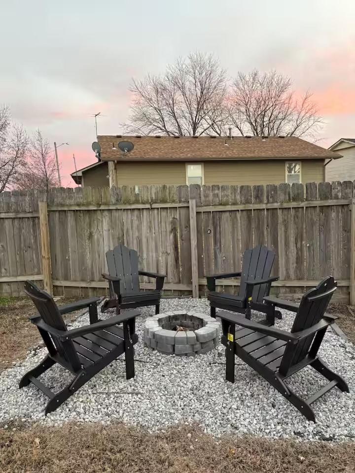 Lockmoor Landing - Wichita, KS