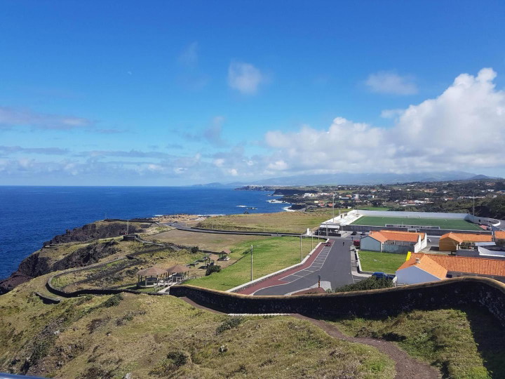 Seaside Azores Villa With Natural Pool, Terrace & Barbecue - Azores