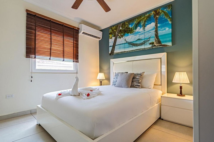 Affordable Family Apartment Only 350 Yards From Eagle Beach - Aruba