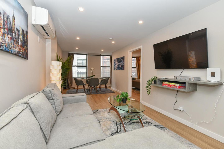 Luxury Five Br Chic Duplex In The Heart Of Soho - New York