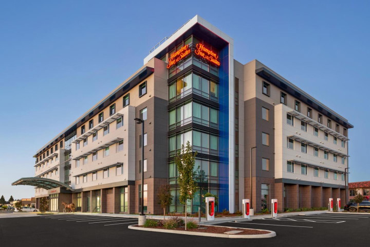 Hampton Inn & Suites San Mateo-san Francisco Airport - Belmont, CA