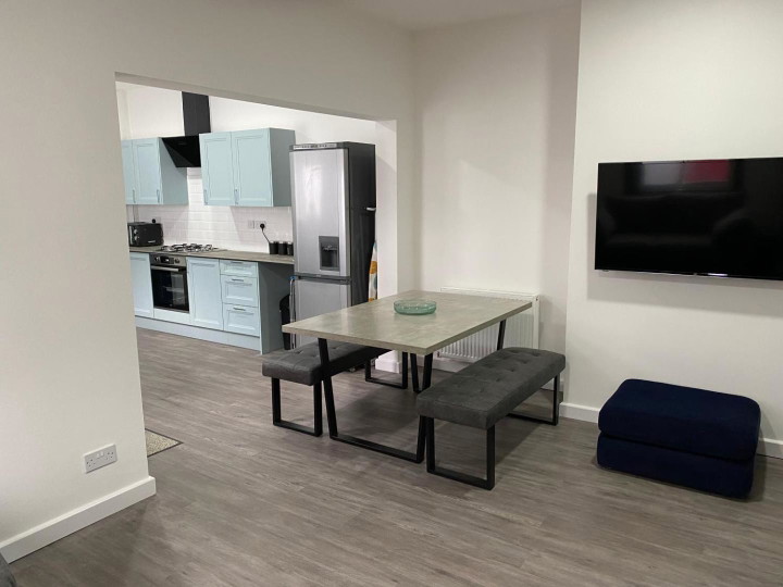 Apex Living Ne - Carnegie House 4 Bed House, Free Parking Free Wifi - Sunderland