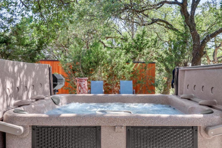 Cabins At Flite Acres - Texas Sage - Wimberley, TX