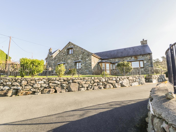 Awel Y Llan - Harlech