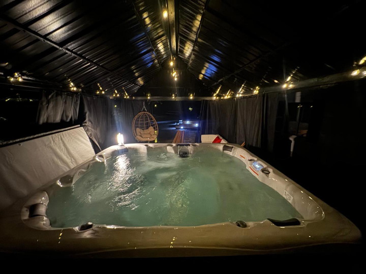 Pickleball And Hot Tub Retreat - Denver, CO