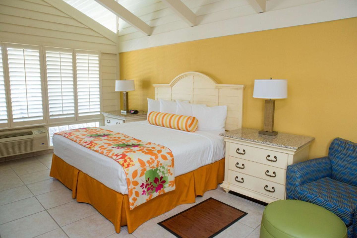 Best Western Plus Yacht Harbor Inn - Palm Harbor, FL