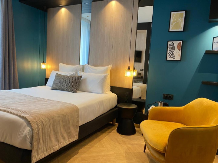 Grand Hôtel Clichy Paris - Boutique Hôtel - サン=ドニ