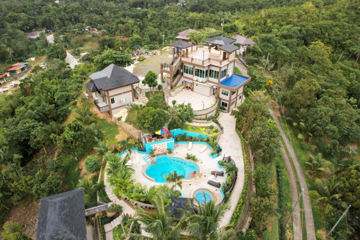 Ms Mountain Cabin - Loboc