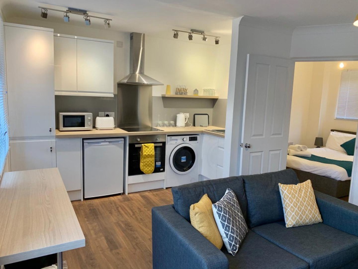Lower Highview - Self Catering Apartment, Fpventures Stroud - Stroud