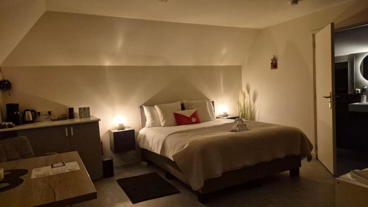 Dalerheugte Drenthe B&b Comfort 5 Met Eigen Badkamer En Ontbijt à La Carte Op De Kamer - Coevorden