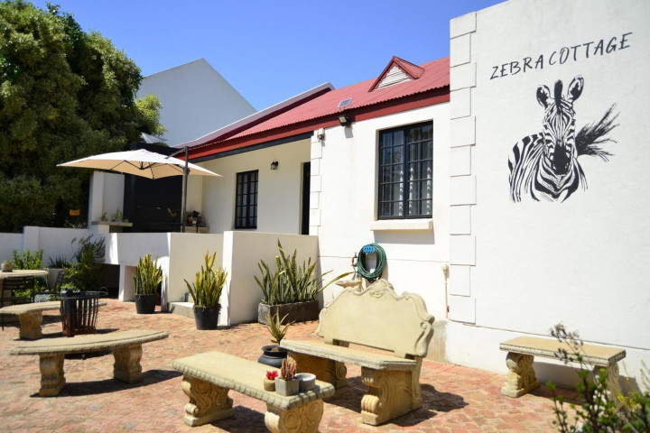 Zebra Cottage - 