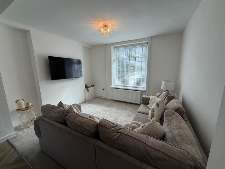 Your South Wales Adventure Base - Sleeps 7 - South Wales