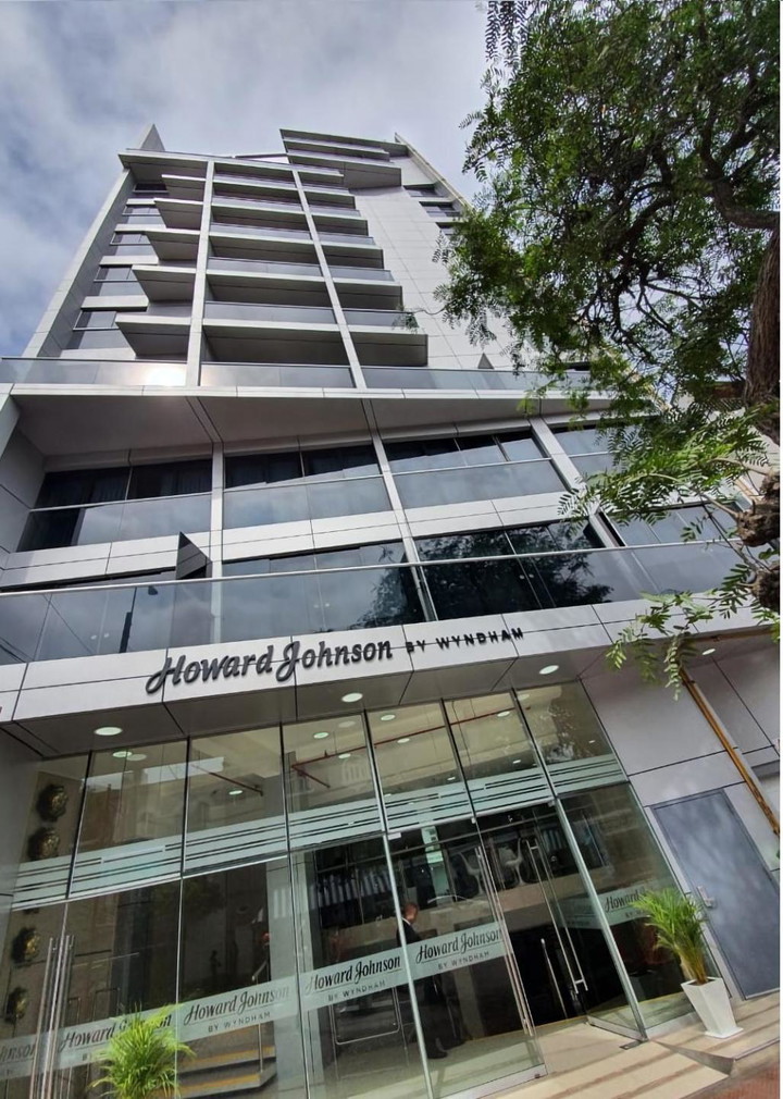 Howard Johnson By Wyndham Lima Miraflores Art House - Lima
