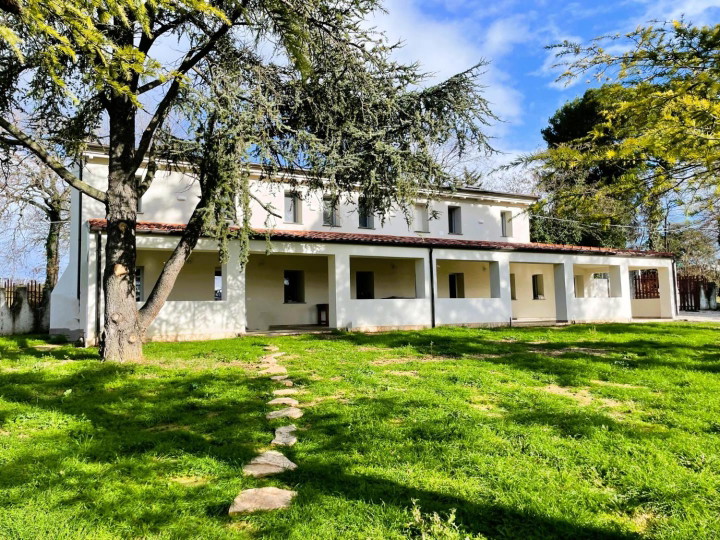Beb La Nociaia - Gradara