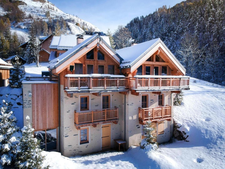 Chalet In Valloire Near Ski Slopes - Valloire