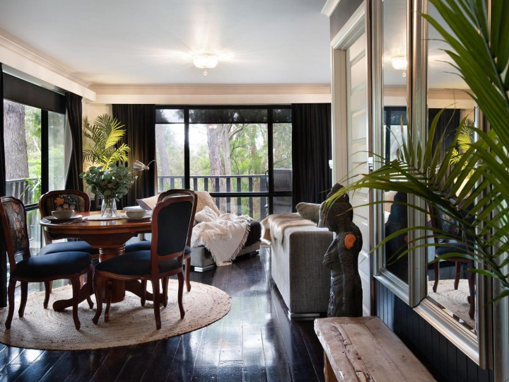 Lardi Lane- Romantic Getaway - Hepburn Springs