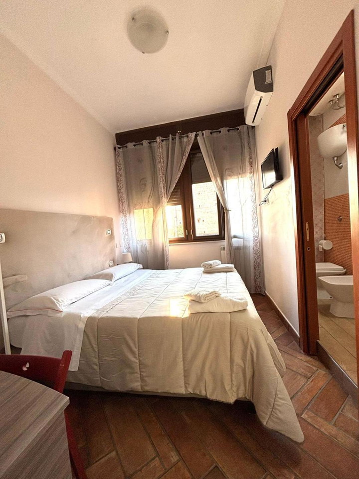 Home To Fly - Aversa