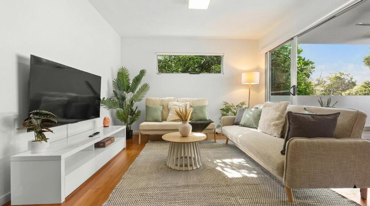 Bulimba Apartment - Ferry Access - Near Oxford St - Sleeps 8 - Baby & Work Ready - Windsor, Australia