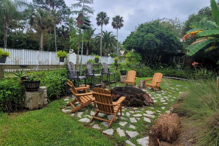 < 4 Mi To Boat Ramp & Mickler Beach: Unique Cabin - Jacksonville, FL
