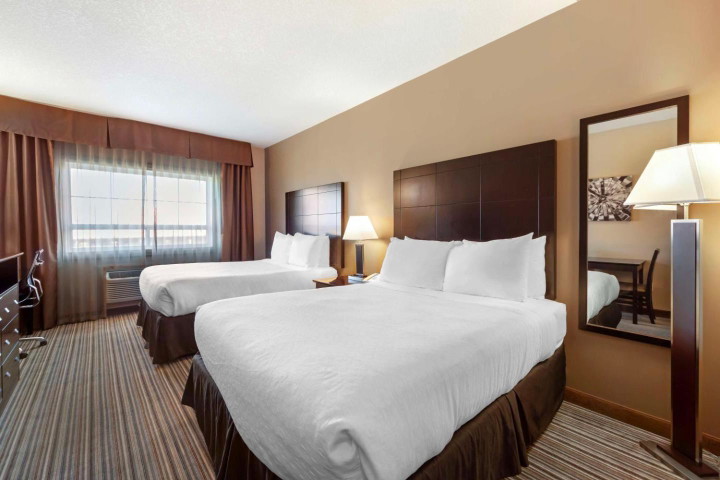 Best Western Plus Peace River Hotel & Suites - Peace River