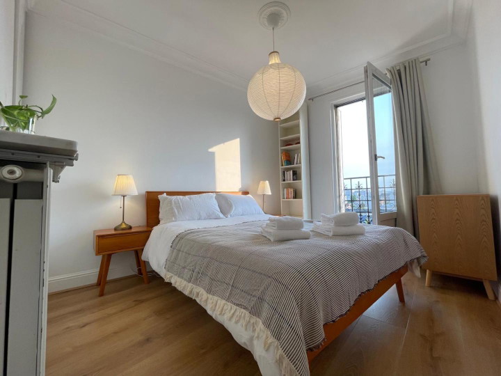 Nid D Aigle, 2 Stations From Paris, Charming Top Floor Apartment Bright, Fully Equipped, Washing Machine High Speed Fibre Wifi - Bois-Colombes
