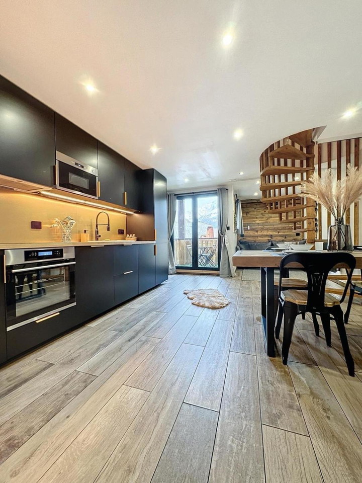 Modern 2br Apt With Mountain Views & Private Parking - Les Houches