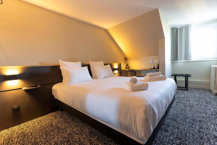 Logis Hôtel & Restaurant Le Vert Bocage - Franqueville-Saint-Pierre