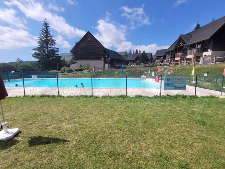 Super Besse 5/6 Pers. Vue Sur Les Monts Du Cantal - Murol