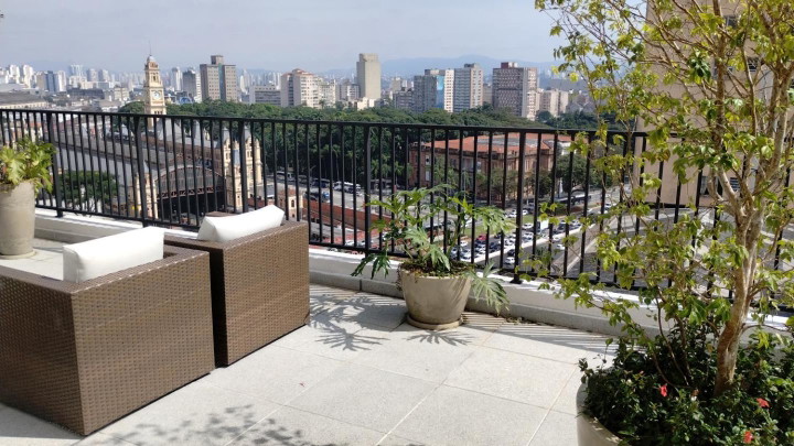 Studio Lindo; No Centro Em Frente Ao Metrô! - São Paulo