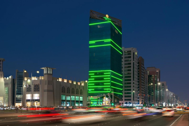 La Quinta By Wyndham Abu Dhabi Al Wahda - Abu Dhabi
