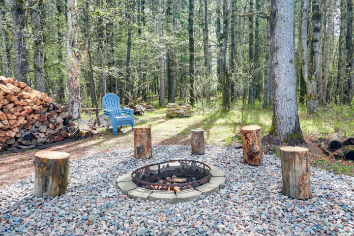Woodruff Winter Retreat: Fire Pit & Trails - Wisconsin