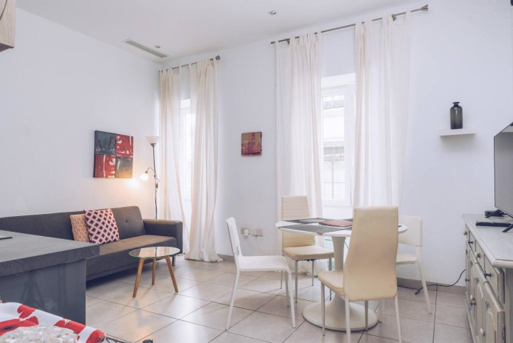 2br And 2ba In The Zoko Cozy And Convenient - Algeciras