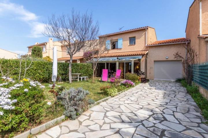 Nice Duplex With Garden Terrace And Garage - Sanary-sur-Mer
