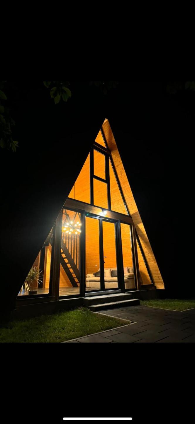 Nemes Chalet A Frame - Roumanie