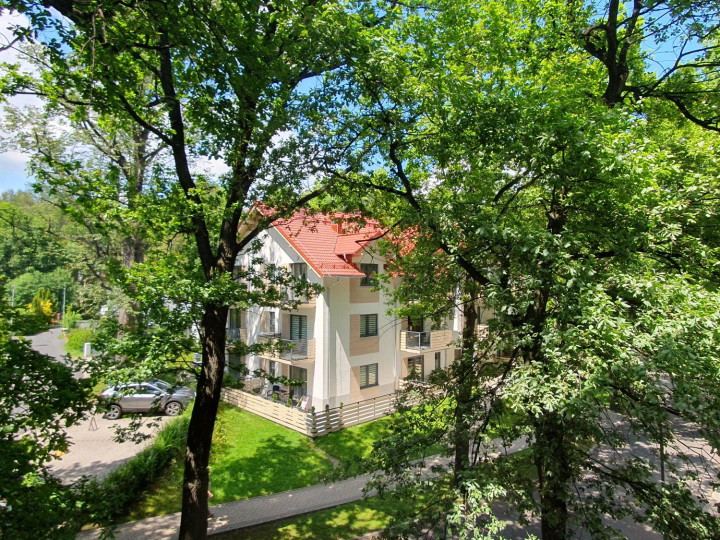 Apartamenty Sun&fun Rezydencja Pod Dębami Nad ŁOmnicą 1b I 2b- Blisko Centrum, Dworca Pkp, Sklepów W Otoczeniu Zieleni - Karpacz