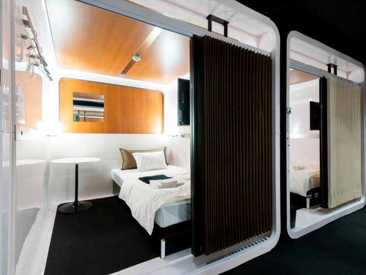 First Cabin International Hawaii - Hawaii