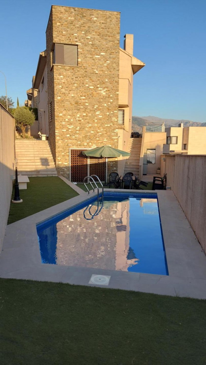 Casa En Granada Zona Residencial El Serrallo - Spain