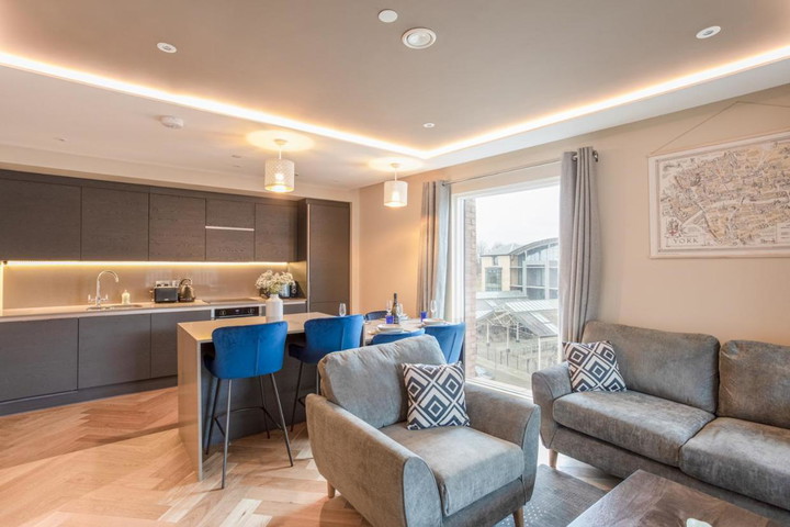 Luxury 2 Bedroom Apartment With Free Parking In The Heart Of York - York