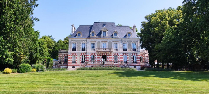 Château De Saint Germain Du Plain - Bourgogne-Franche-Comté