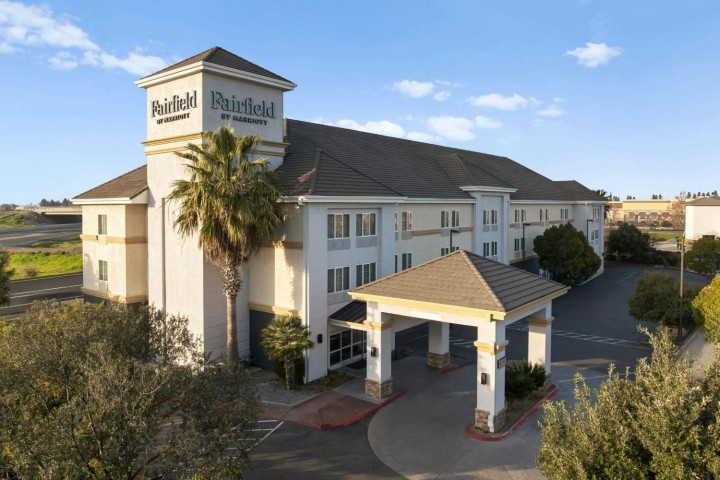 Fairfield Inn And Suites By Marriott Elk Grove - Sacramento, CA