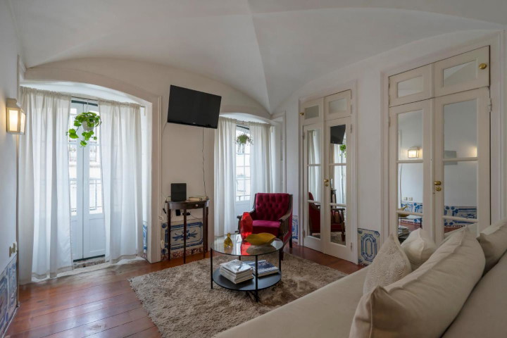 Romantic Apartment + Tejo River View - Amadora