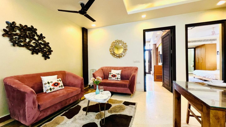 Bluo 2bhk - M Block Mkt - Lift , Balcony , Parking - 