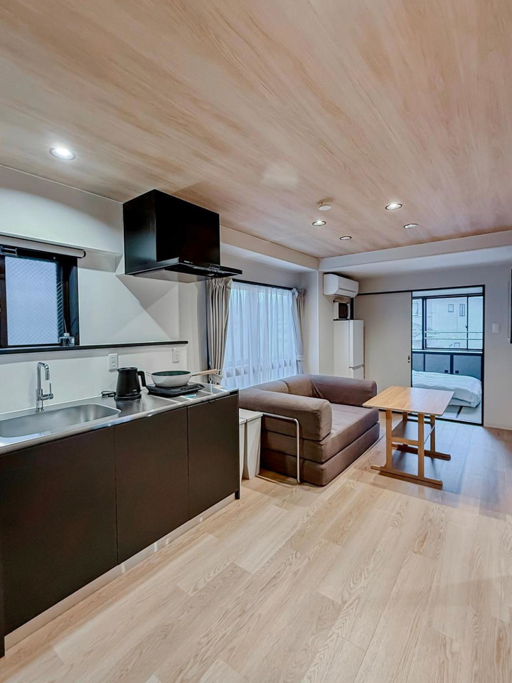 Aura Yuzawa Apartment Hotel - 1bedroom Apartment With Living Dining Kitchen Sleeps 2 To 4, Bedroom With 2-double Bed, Living Room With 1-sofa Bed - Minamiuonuma
