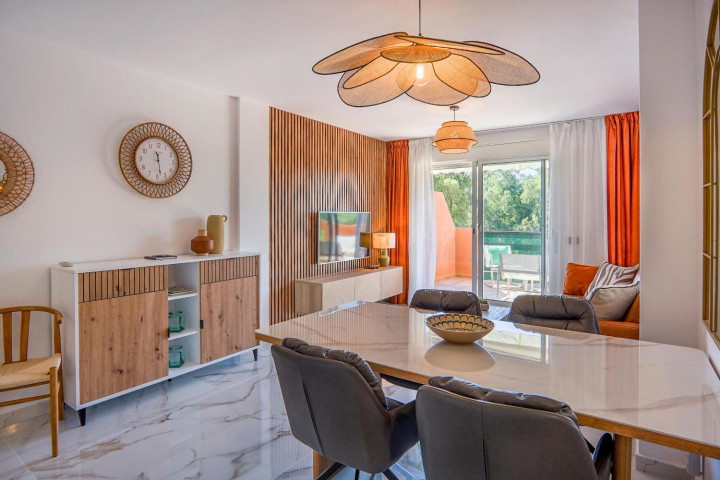 Newly Renovated Apartment Casares Costa - Casares