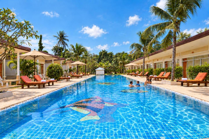 Blue Palm Seafront Resort Phuket - Kata Beach